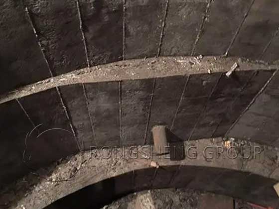 Monolithic Refractory Materials for Blast Furnaces Long-Life Refractory ...